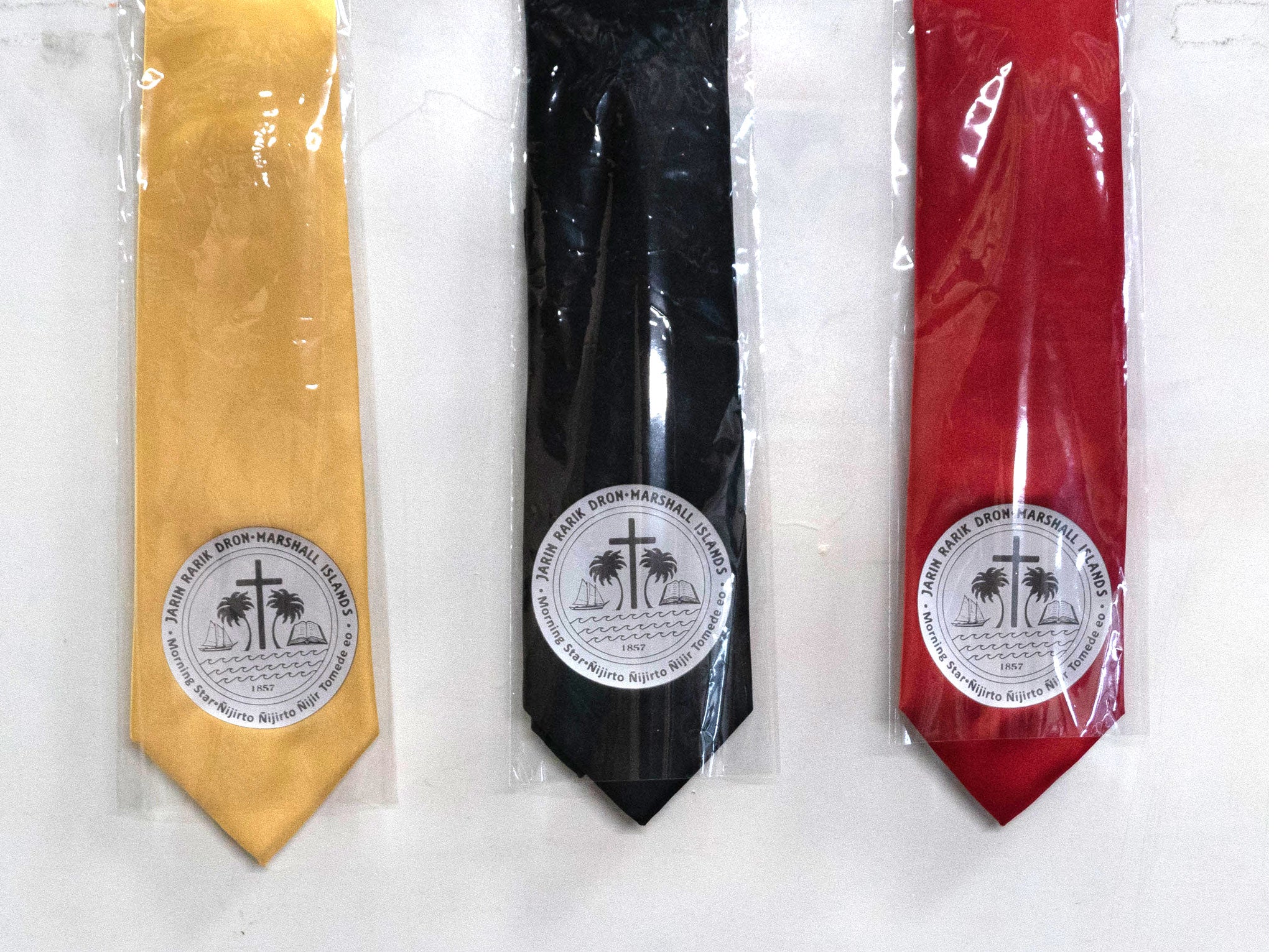 JARIN RARIK DRON-United Church of Christ Ties